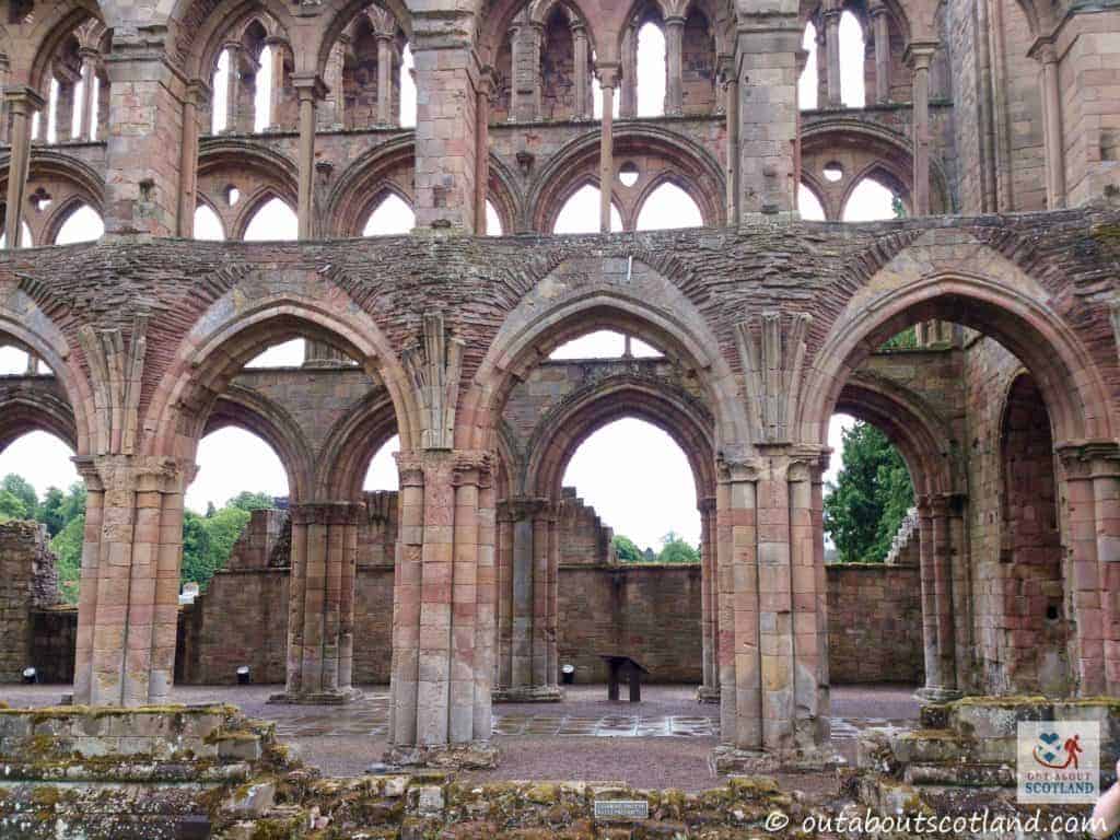 A Guide To: Jedburgh Abbey - Scottish Borders | Out About Scotland