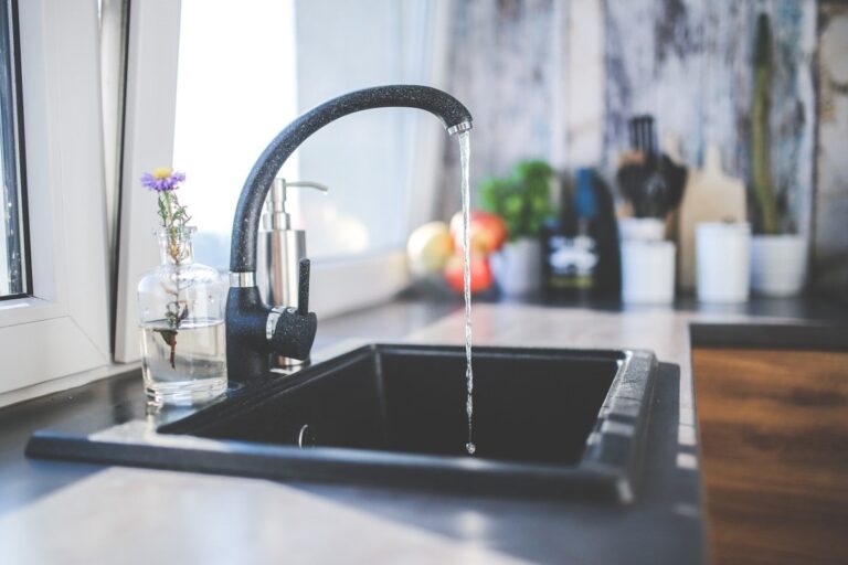 Can You Drink Tap Water in Scotland? A Guide for Tourists | Travel Tips ...